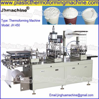 China Máquina de la tapa disponible automática/tapa thermoforming vendedoras calientes que forma, cortando y participación en venta