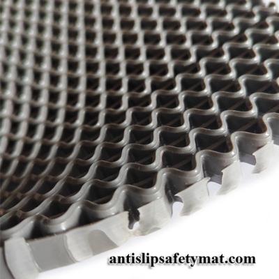 Cina Corridori del vinile S Mesh Barefoot Non Slip Floor da 11 millimetro per la piscina in vendita