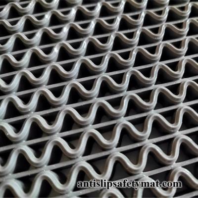 Cina Corridori del vinile S Mesh Barefoot Non Slip Floor da 11 millimetro per la piscina in vendita
