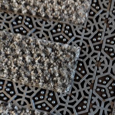 China Interlock Tiles Commercial Entrance Floor Mat 20cmx20cm PVC Vinyl for sale