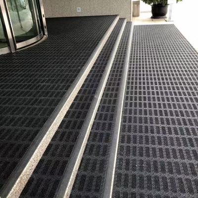 China Tapete de piso modular de nylon para áreas de entrada ou caminhada à venda