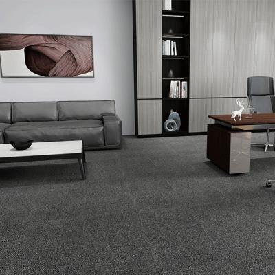 China Durable Eco-Friendly Modular Carpet Tiles with PVC Fiber Glass Backing and Tufted Textured Loop Pile for sale