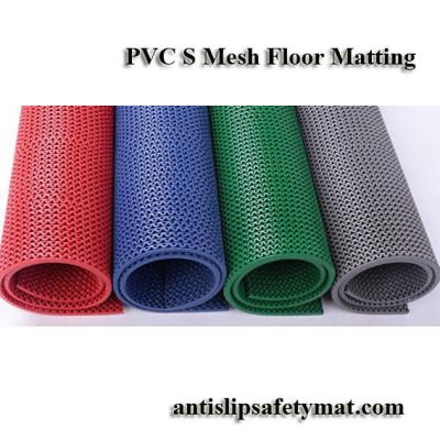 Cina Lavare spessore della stuoia 5.5MM di drenaggio del PVC delle sale S Mesh Remove Dirt in vendita