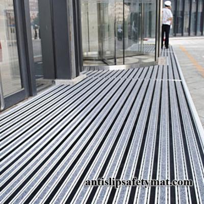 Cina entrata di alluminio Mat Rubber Entrance Floor Mats dell'annuncio pubblicitario di profondità di 20 millimetri in vendita