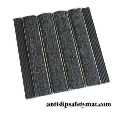 China Aluminum Extrusion Entrance Doorway Anti Slip Matting 20MM Height for sale