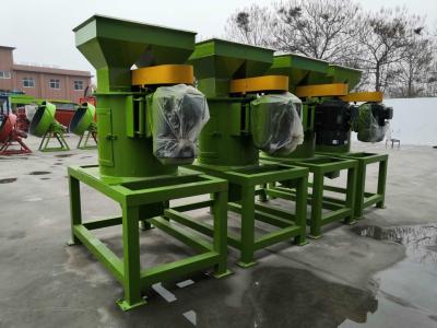 Cina SXFLF-600 2 tonnellate all'ora macchina di frantumazione di letame di mucca per la linea di produzione di fertilizzanti organici in vendita