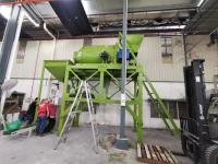 China Bulk Blending Fertilizer Granule Mixing Machine with Electrical Powered Agitator for sale