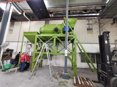 China Bulk Blending Fertilizer Granule Mixing Machine with Electrical Powered Agitator for sale