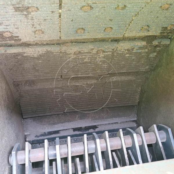Quality 500KG Weight Straw Crusher for Crushing of Dry Materials in Agriculture for sale