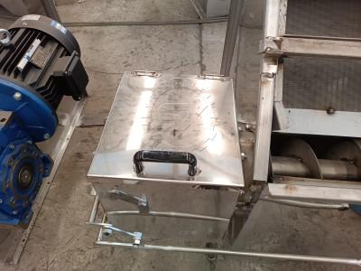 China CE Certified Pump Suction Type 304 Cow Manure Dehydrator Solid-Liquid Separator for Dehydration for sale