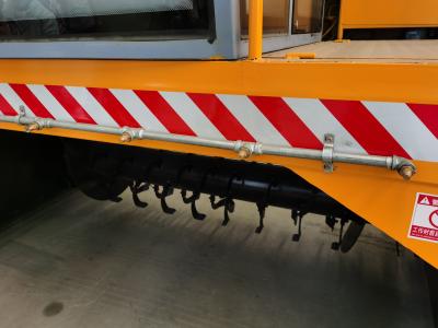 Cina 2400 mm di larghezza di lavoro YSX Crawler Compost Mixer Machine per l'utilizzo dei rifiuti alimentari in vendita