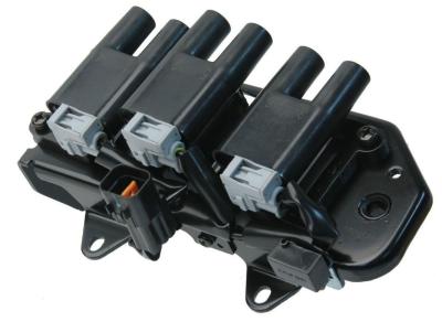 Cina UF357 UF425 Ignition Coil 2730137120 2730137115 for HYUNDAI Santa Fe Tiburon 2.7L in vendita