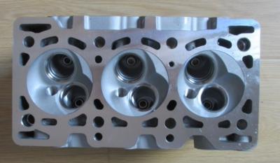 中国 F8B 368Q Engine Cylinder Head 11110-73002 11110-73005 11110-78402 12710-78403  for Suzuki Alto SS80/ST308 800 6V 販売のため