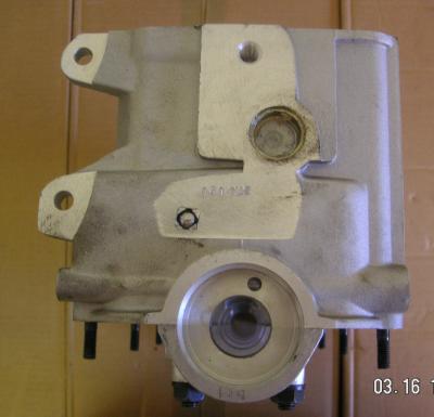 Cina 2E Testa del cilindro del motore 048103373B 048 103 353F 048103373B/048103353F per SANTANA 2000 e GOL AFE AYF BHJ 7mm Materials in vendita