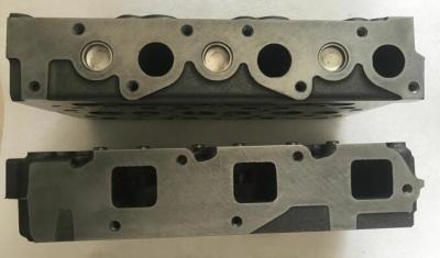 Cina Testa del cilindro del motore per Kubota Bobcat 238 325 328 D1703 PF6T PE6T PF6 V2403 V3300 in vendita