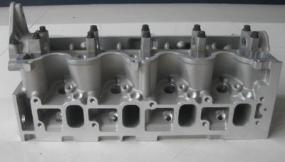中国 1.9 JTD Cylinder Head 60814721 71712828 AMC908589 186A6000 908589 192A1.000 For Fiat Punto  MG6 SUIZUIKI SX4 販売のため