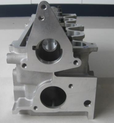 中国 1.9 JTD Cylinder Head 60814721 71712828 AMC908589 186A6000 908589 192A1.000 For Fiat Punto  MG6 SUIZUIKI SX4 販売のため