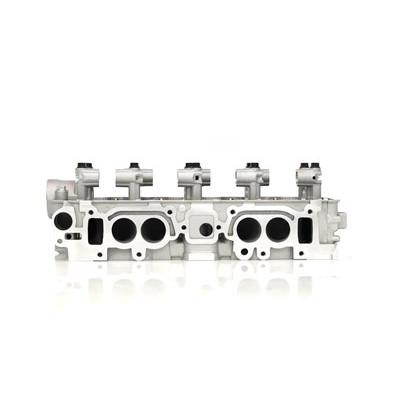 中国 4G64 G4CS 2.4L Engine Cylinder Head 22100-32680 MD3054749 MD099389 FOR Mitsubishi L200 L300 Hyundai H100  8v 販売のため