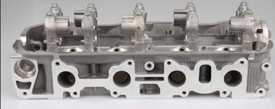 Cina 4ZD1 Cylinder Head 8-97119-761-1 8971197611 8-97119-760-1 8-94159-192-0 910510 910514 910513  for ISUZU in vendita