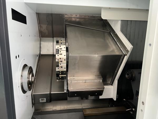Quality Heavy Duty 5052S Slant Bed CNC With 4500 RPM Spindle 45mm Roller Guide for sale
