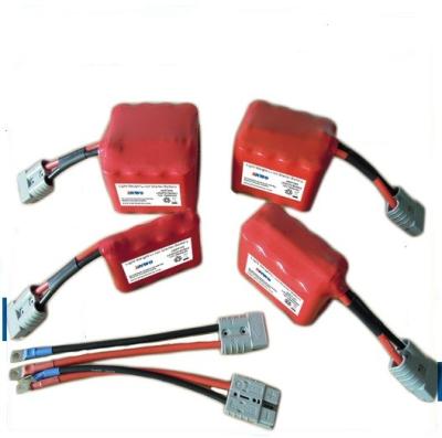 Cina Ultra batteria di inizio LiFePO4 del motociclo 12V 5Ah 4S2P 26650 della luce in vendita
