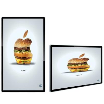 Cina 18.5 Inch HD Wall Mount Advertising Display Screen With Wi-Fi And CMS in vendita