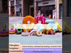 Custom Large Dessert Sculptures Storefront Decor and Visual Merchandising Mall Decor Fibreglass Ice Cream Shop Display Statues