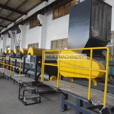 Cina PET Bottle Plastic Recycling Line Washing Machinery Line 2000kg in vendita