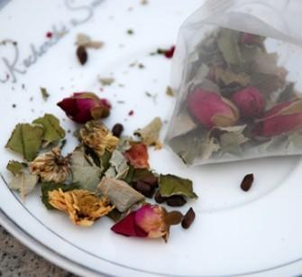 China natural lotus leaf rose flower tea triangle teabag for sale