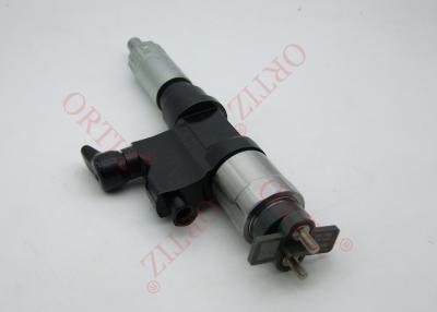 China High Performance DENSO Common Rail Injector Silver Color 095000 - 8290 for sale