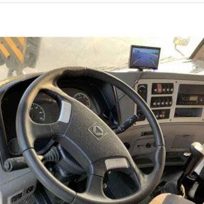 中国 工業用重用液体ジブ モバイルクレーントラック 234 フィート 20 トン 販売のため