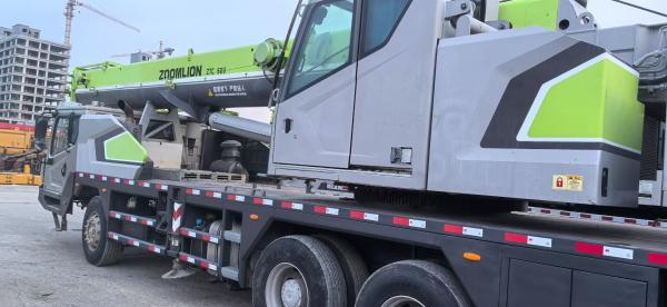 Quality 2017.11 Used Crane Trucks Articulated 220kw For Construction Site for sale