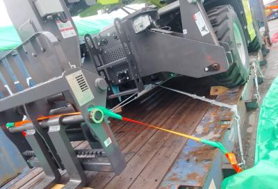 China Manipulador telescópico ZTH4518R com capacidade máxima de elevação de 4,5 toneladas para manuseio eficiente de materiais e trabalho aéreo à venda