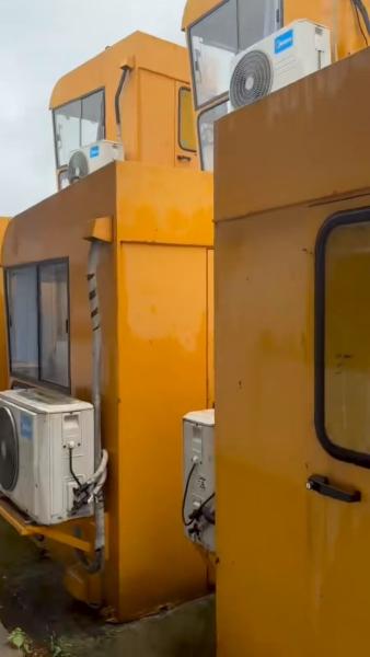 Quality High Load Capacity Used Tower Crane Long Jib Length Diverse Construction Needs for sale