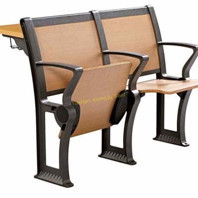 China Iron And Wood University School Desk And Chair Size 1085 * 870 * 870 mm for sale