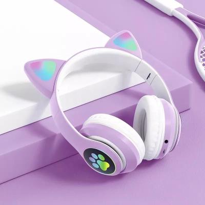 Cina Bluetooth nero Cat Headphones, cuffie senza fili pieghevoli di Bluetooth in vendita