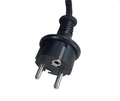 China 16A 250V 3C*2.5MM² UL94V0 IP68 European Standard Dual Plug Power Harness With 1 for sale