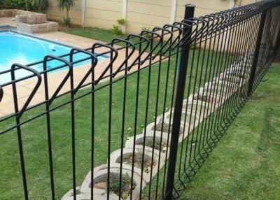 China 2100mm High Roll Top Wire Mesh Fencing Hot Dip Galvanized Powder Coating for sale