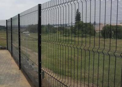 China Anti escalada soldada da rede de arame 3mm que cerca para a segurança residencial à venda