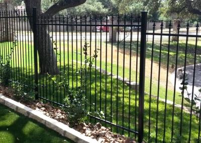 Chine Beautifully 5′ X 8′ Ornamental Wrought Iron Fencing Q235 Low Carbon Steel à vendre