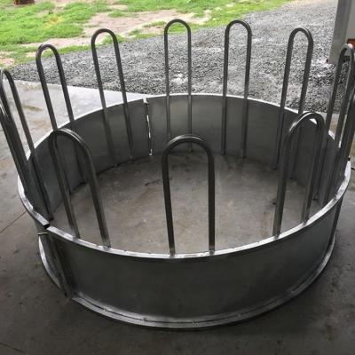 Cina Galvanized cattle hay feeder portable sheep hay feeder cattle yard equipment in vendita