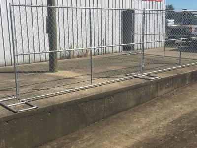 China 10ga Wire 6x12ft Temporary Security Fencing With Chain Link for sale
