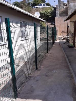 Cina L'OEM annerisce l'alto cavo saldato Mesh Fencing Clear View di 10ft in vendita