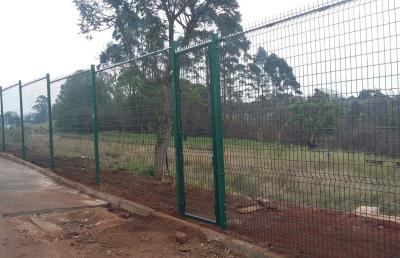 Cina L'OEM annerisce l'alto cavo saldato Mesh Fencing Clear View di 10ft in vendita