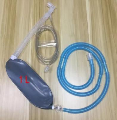Cina Circuito di respirazione coassiale monouso per animali – Tubo corrugato in EVA per anestesia veterinaria in vendita