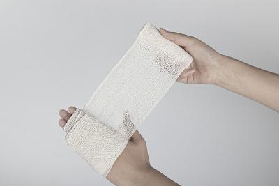 China Cotton Spandex PBT OEM Elastic Crepe Medical Compression Bandage Self Adhesive for sale