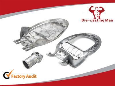 中国 高性能道路880 x 380 x 180mmのためのアルミニウムLEDの街灯ハウジング 販売のため