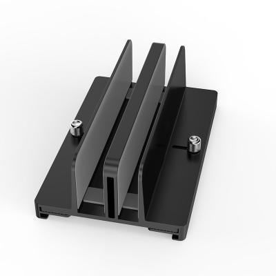 China Ce Duurzame 705g 36mm Dikte Recht Verticaal Laptop Dok Te koop