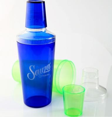 China Shatterproof Easy Clean Plastic Cocktail Shaker 20 OZ for Home Bar Mixed Drinks for sale
