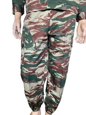 Cina Set uniforme mimetico Tactical Tiger Stripe per missioni all'aperto  Abbigliamento uniforme in tessuto Ripstop WR antistrappo in vendita